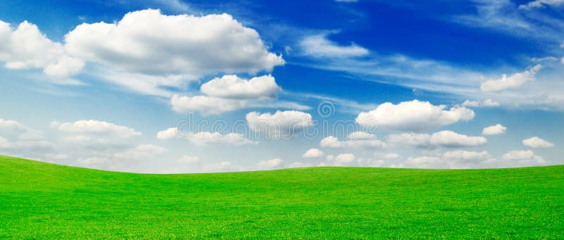 Prado verde imagen de archivo. Imagen de campos, nubes - 7010757