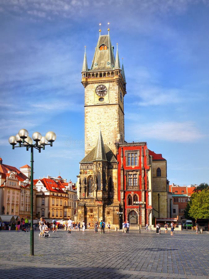 Prag, Alter Rathausplatz, Tyn Kirche Redaktionelles Stockfoto - Bild ...