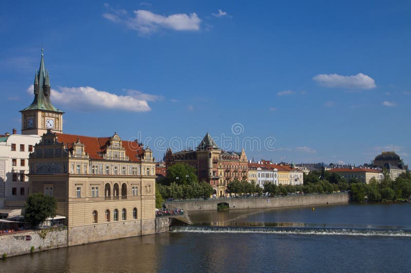 Prag-, Moldau-Fluss Und Smetana-Museum Stockfoto - Bild von museum ...