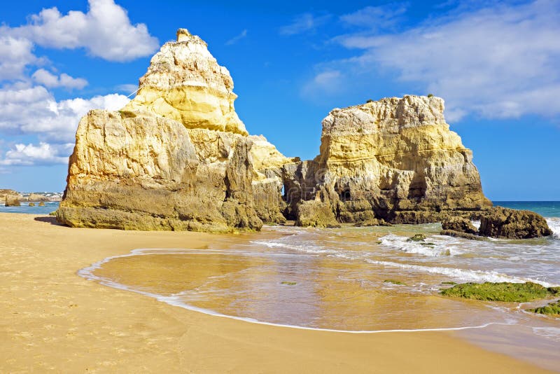 Praia da Rocha in Portugal stock image. Image of atlantic - 31282531
