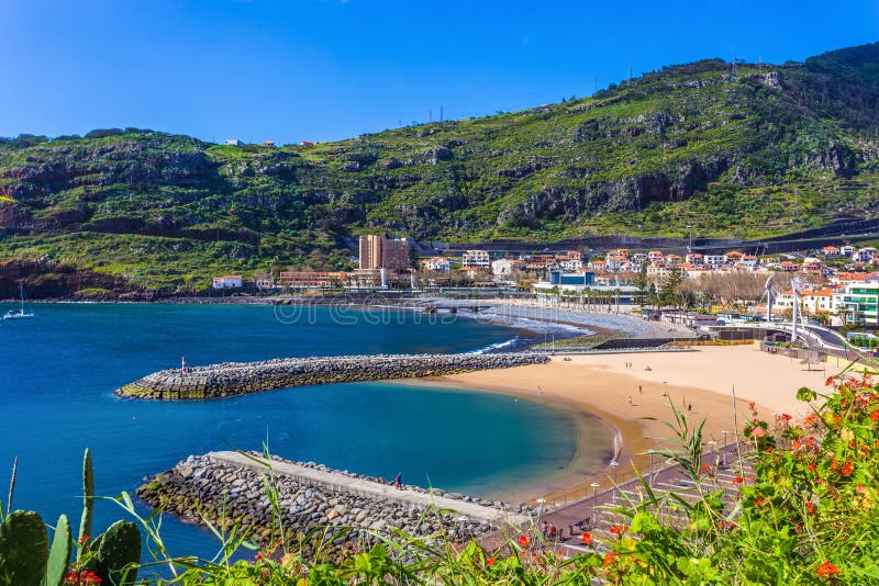 Praia De Machico Em Madeira Foto de Stock - Imagem de nuvem, português ...