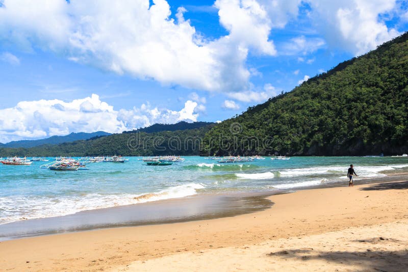 A Praia De Puerto Princesa, Filipinas Foto Editorial - Imagem de manila ...