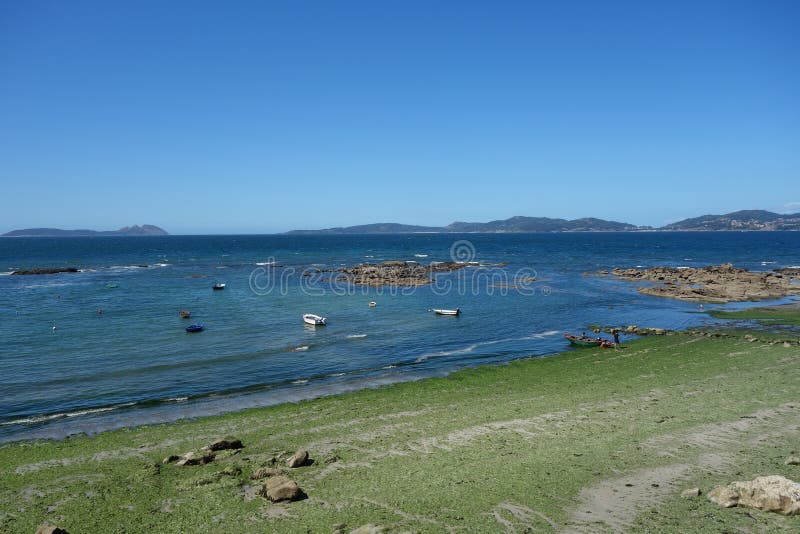 Praia de Samil, Vigo Spain foto de stock. Imagem de ondas - 79548072