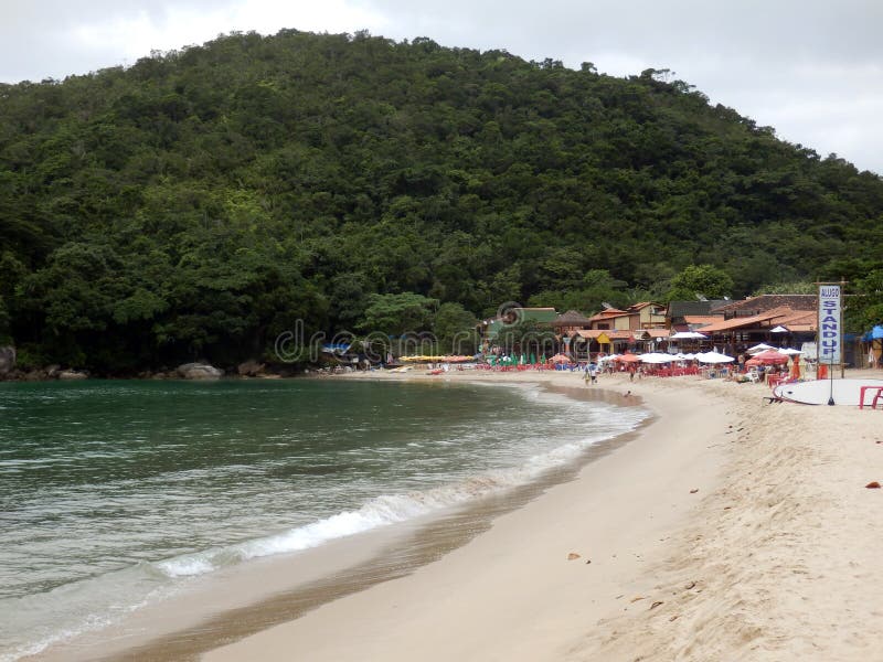 Praia Rio De Janeiro De Trindade Foto Editorial - Imagem de verde ...