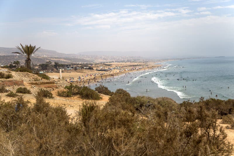 Praia Na Cidade De Agadir, Marrocos Foto de Stock - Imagem de bonito ...