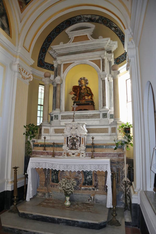 Praiano - Altare Della Cappella Di San Luca Editorial Image - Image of ...