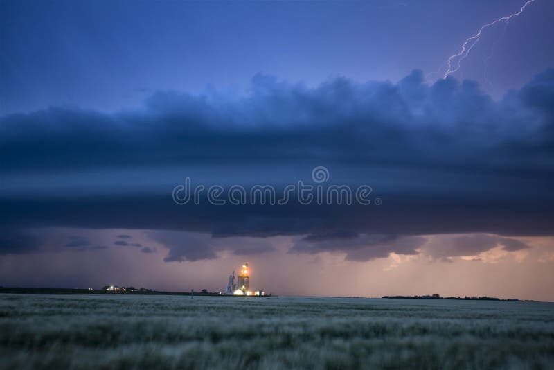 Prairie Storm Clouds Canada Stock Photo - Image of severe, tornadic ...