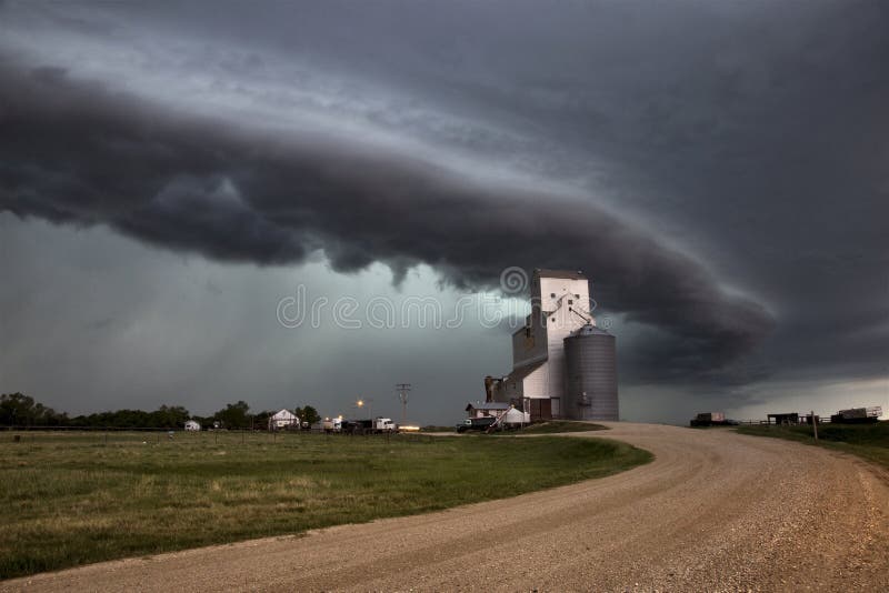 Prairie Storm Clouds Canada Stock Photo - Image of prairie, weather ...