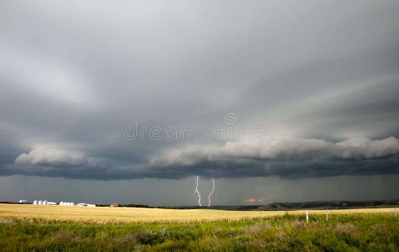 Prairie Storm Clouds stock image. Image of nature, cloudscape - 35500959