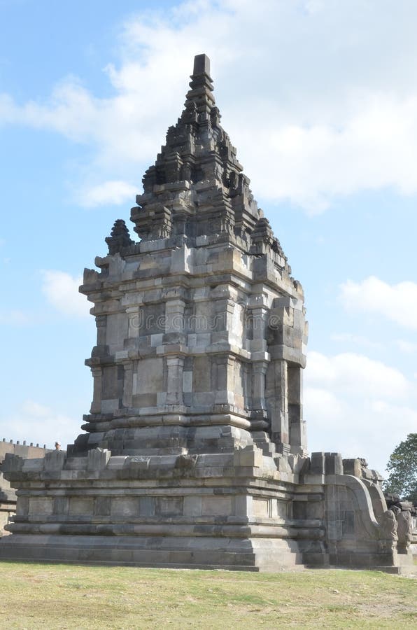 Prambanan is the Largest and Grandest Hindu Temple Ever Built in ...