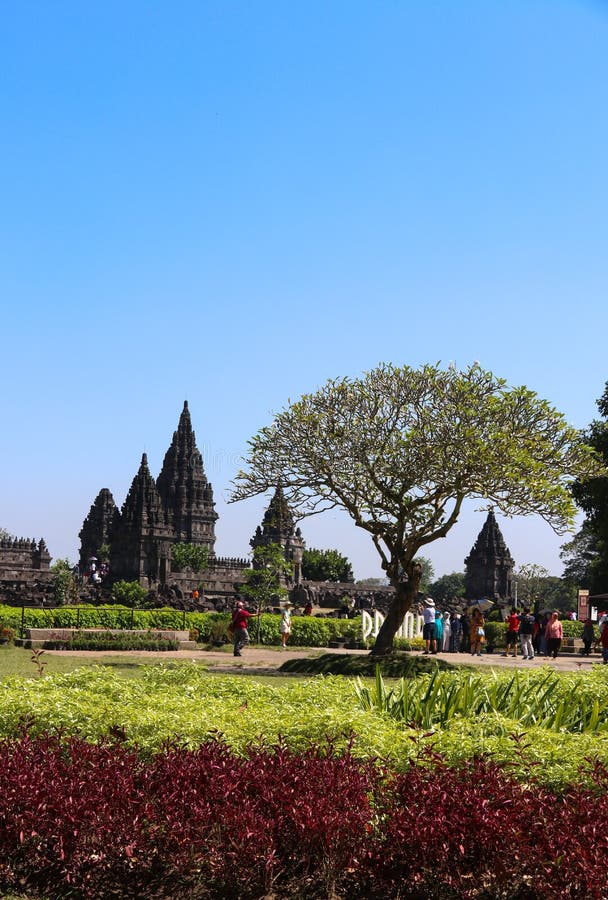 Prambanan-Tempel Nahe Yogyakarta Auf Java-Insel Indonesien ...