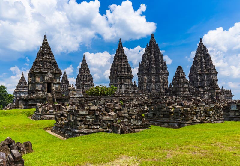 Prambanan-Tempel Nahe Yogyakarta Auf Java-Insel - Indonesien Stockfoto ...