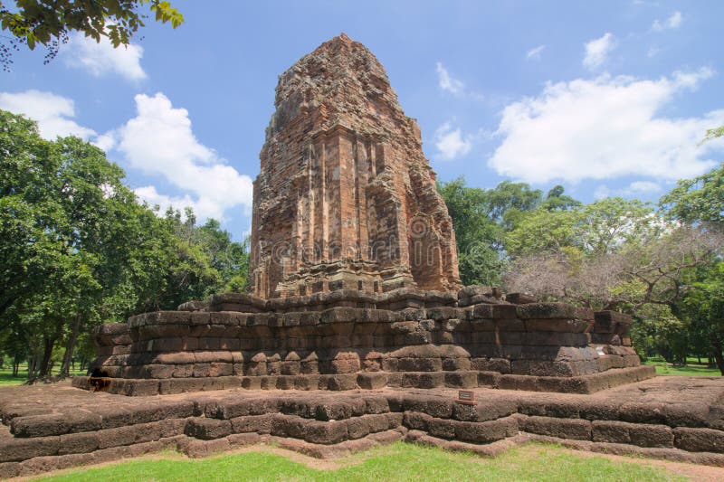 Prang Srithep stock image. Image of buddha, petchaboon - 335684287