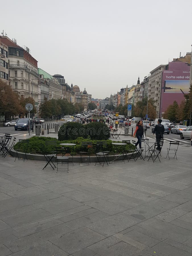 Praq redaktionelles stockbild. Bild von feiertag, stadt - 100952514