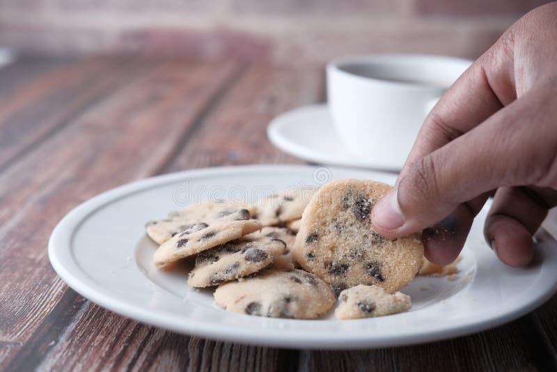 Prato De Biscoitos De Chocolate Fechado Foto de Stock - Imagem de ...