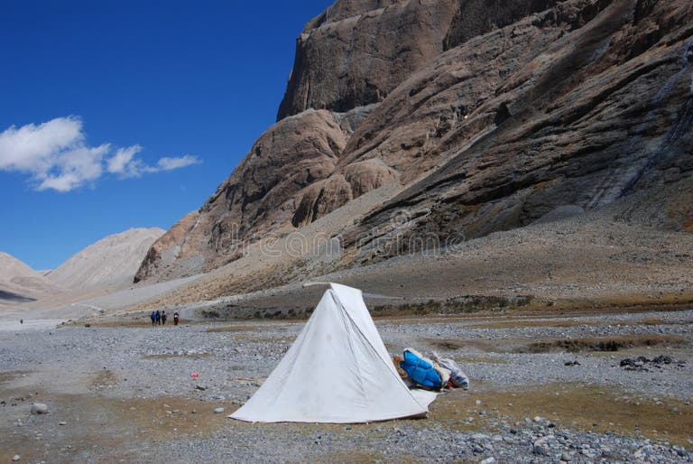 Praying around Kailash editorial stock photo. Image of sacred - 27617723