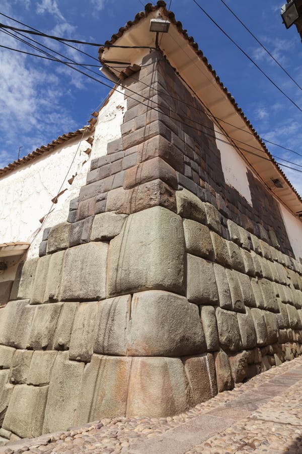 Pre-colonial Building, from the Inca Period, Cuzco, Peru Editorial ...