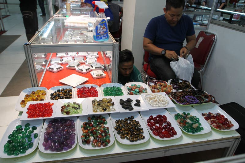 Precious stone editorial stock image. Image of traders - 62875154