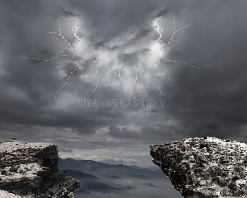 Precipicio del peligro imagen de archivo. Imagen de horizonte - 31847387