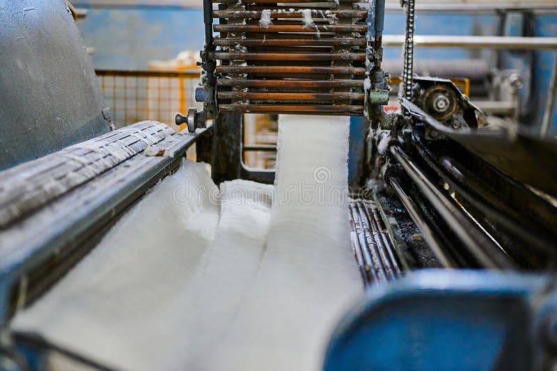 Precision and Efficiency in Operation of a Felt Tape Laying Machine at ...