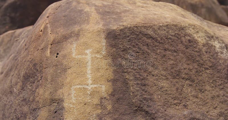 Prehistoric Petroglyphs Drawing on Rock at Shipwreck Beach on Lanai ...
