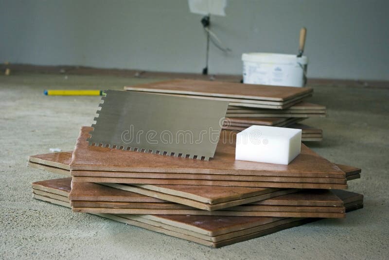 Preparación Para El Embaldosado Foto de archivo - Imagen de azulejo ...
