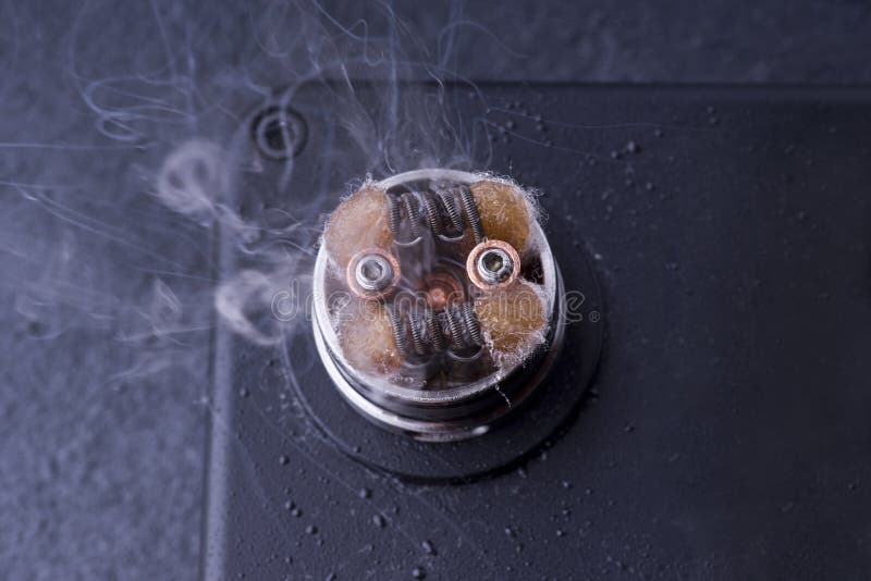 Vape, e cigarette atomizer stock image. Image of resistance - 100975513