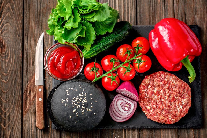Preparation of burger stock photo. Image of procedure - 92837918