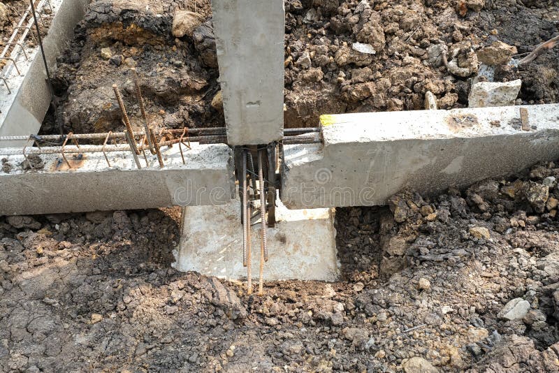 Prepare Foundation Pillar in Pit before Making Joint Concrete for ...