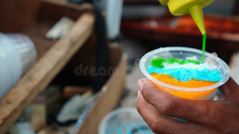 Prepare Shaved Ice in a Plastic Cup Stock Image - Image of hand, small ...