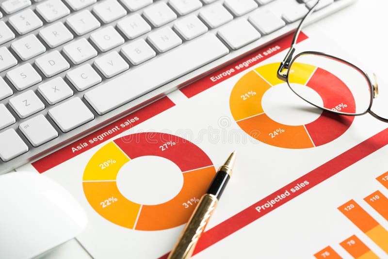 Preparing Average Sales Report Stock Photo - Image of internet, profit ...