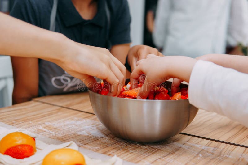 Baskets of Peaches stock image. Image of south, georgia - 11375079