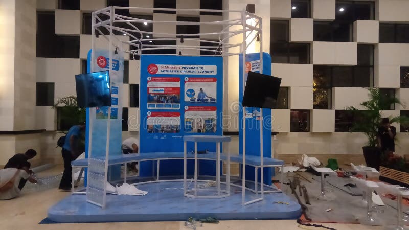 While Preparing for the G20 Event in Bali on 29 August 2022 Editorial ...