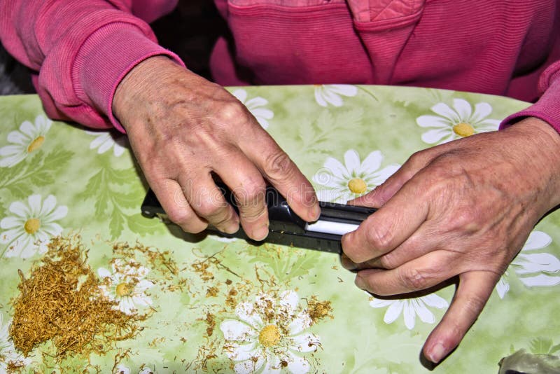 Preparing Handmade Cigarettes Stock Photo - Image of empty, cigarettes ...