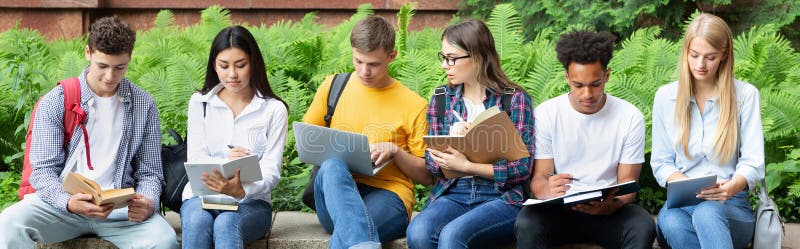 Preparing for Lecture. Teens Sitting in University Campus Stock Photo ...