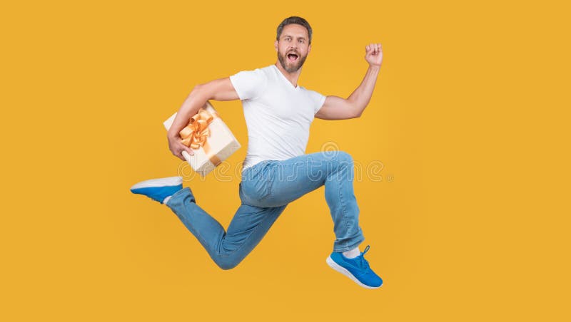 129 Delivery Guy Running Box Stock Photos - Free & Royalty-Free Stock ...