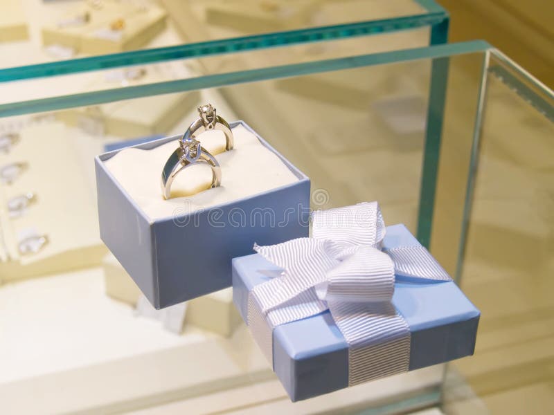 Present Gift In Jewelry Shop Picture. Image: 4937632