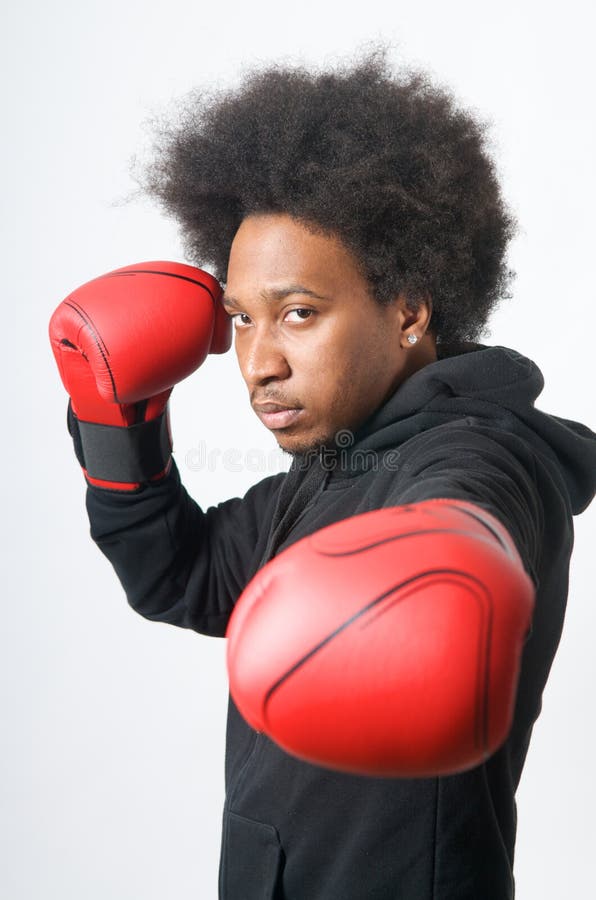 Boxeador negro foto de archivo. Imagen de individuo, combatiente - 13459620