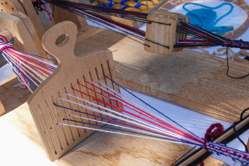 Presentation of the Tools of Work and the Know-how of Weavers in Roman ...