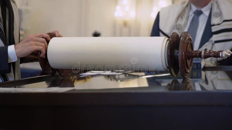 The Presentation of the Torah Scroll in a Meaningful and Important ...