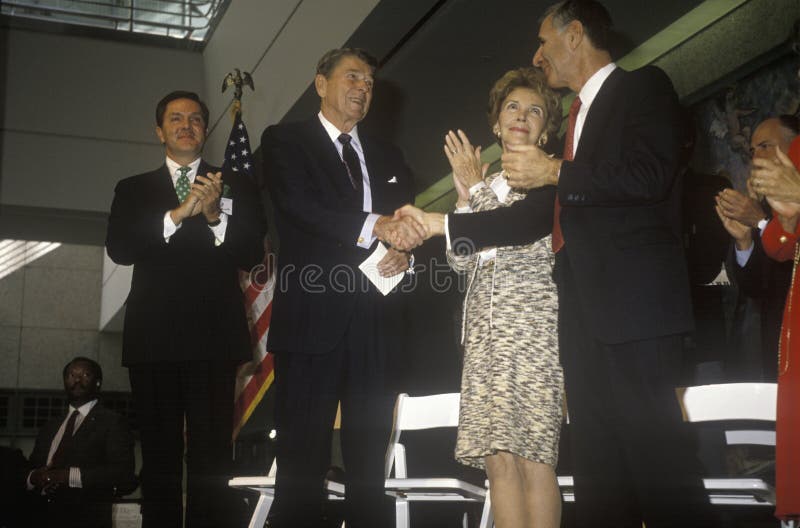 President Ronald Reagan and Mrs. Reagan Editorial Image - Image of ...