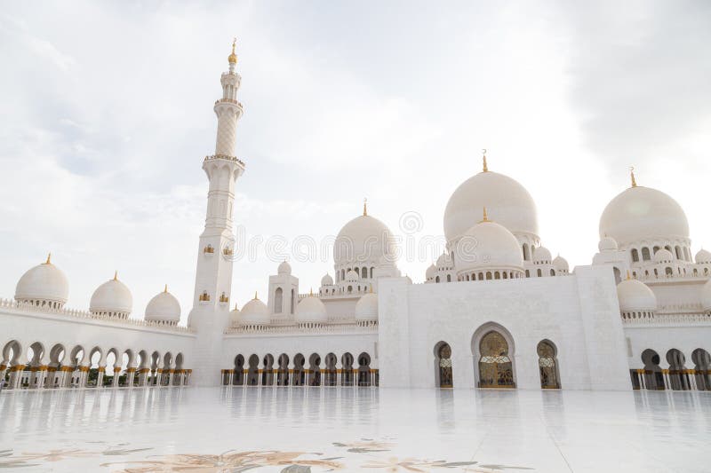Presidential Palace of the United Arab Emirates in Abu Dhabi Stock ... Presidential Palace of the United Arab Emirates in Abu Dhabi Stock ...