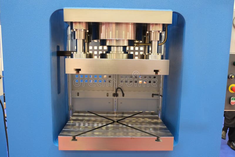 Worker Operating Metal Sheet Press Machine Stock Image - Image of ...