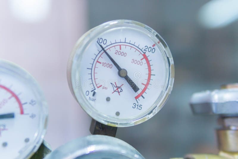Pressure Gauge, Pressure Gauge on a Gas Regulator in a Laboratory ...