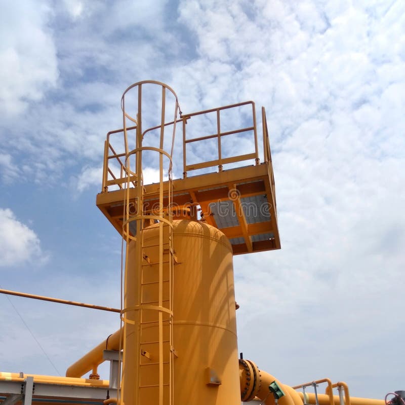 Pressure Vessel with High Platform Stock Image - Image of pressure ...