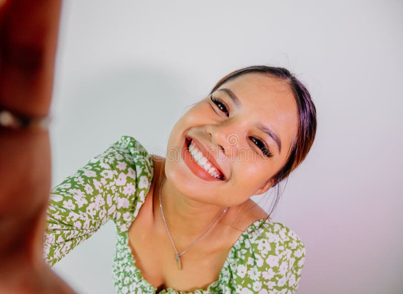 Pretty Asian Girl Take A Self Portrait With Her Smart Phone Thai Girl