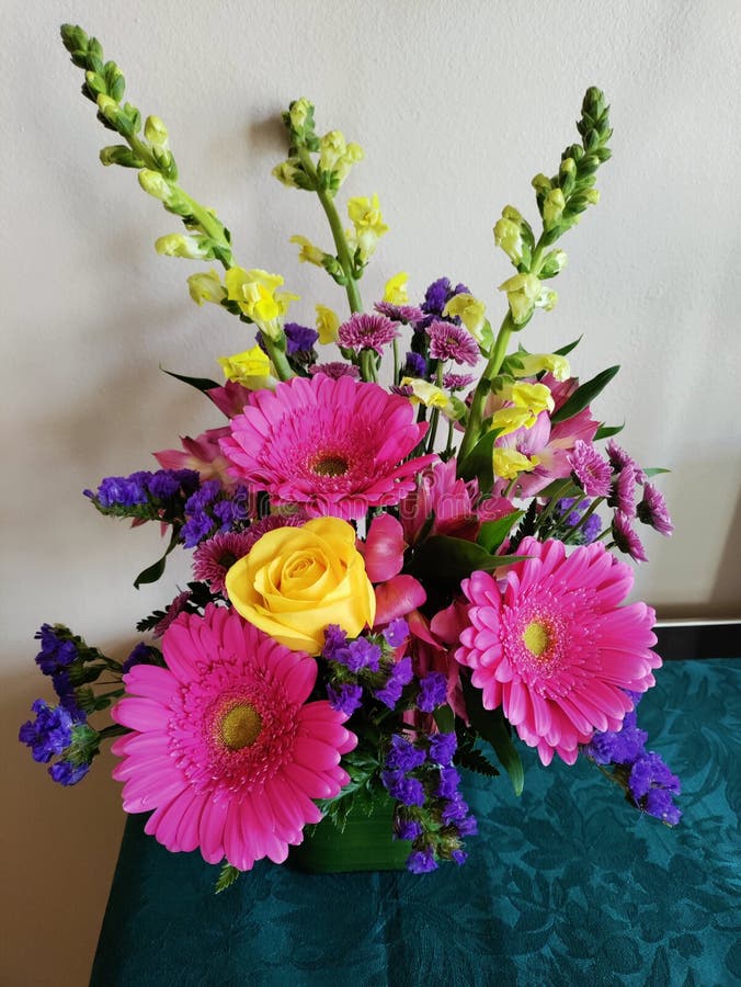 Pretty Assorted Flower Bouquet Stock Image - Image of flowerpot ...