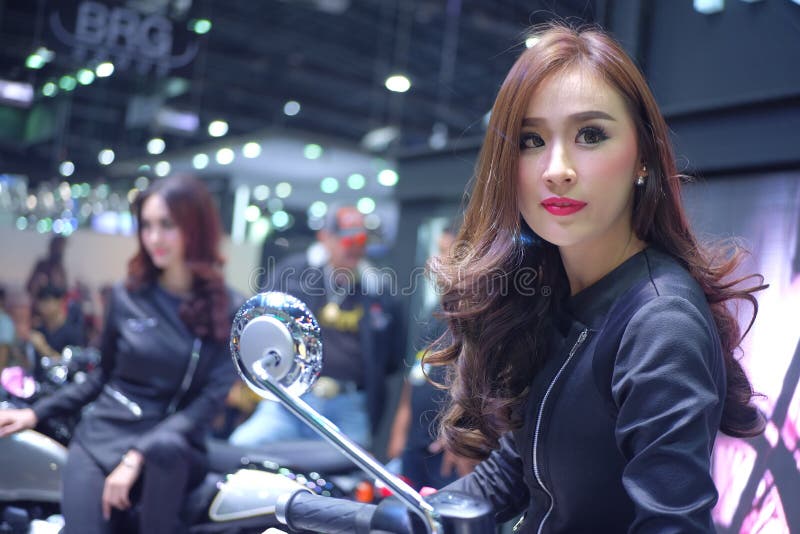 Pretty model motorcycle editorial stock image. Image of circle - 82112564