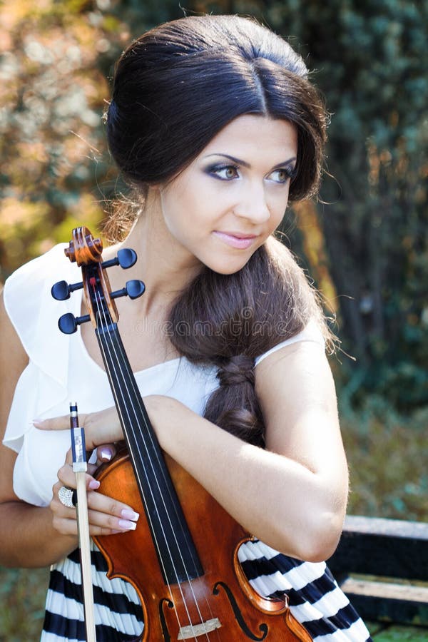 Pretty violinist stock image. Image of model, classic - 31597675