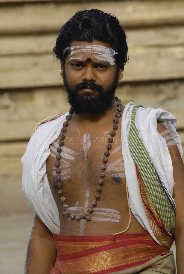 Priest at Shiva Temple, Chidambaram, Tamil Nadu, India Editorial Photo ...